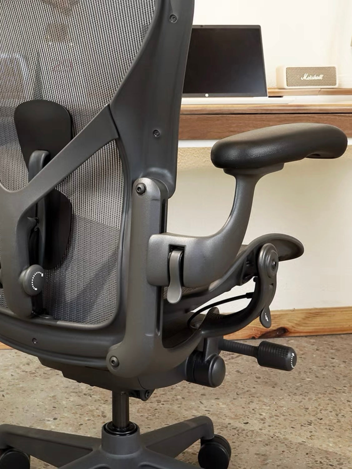 Herman Miller Aeron Chair Colour Graphite (Full 12 years Warranty ...
